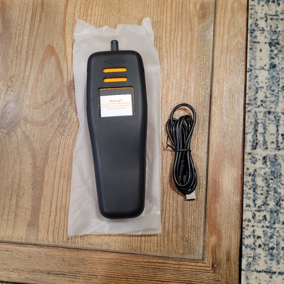 Temtop | Other | Temtop M200c Nwt Professional Air Quality Monitor ...